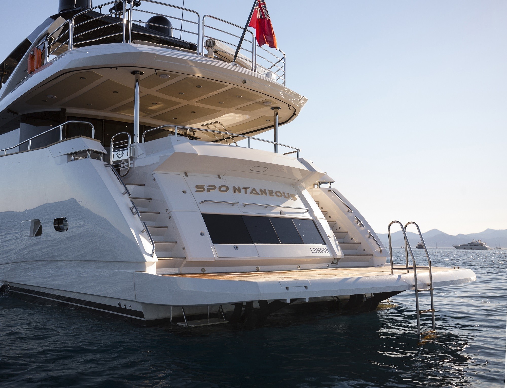 Yacht Spontaneous, a Sunseeker 28 Metre Superyacht | CHARTERWORLD ...